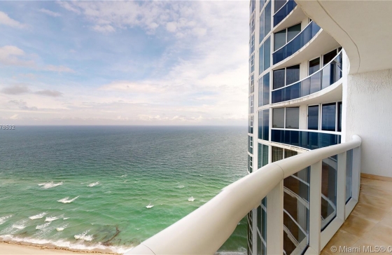 Ocean Four Condo for Sale, 17201 Collins Ave, Apartment #3507, Sunny ...