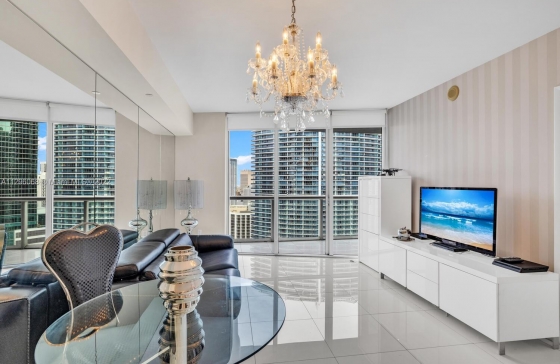 Icon Brickell Tower 1 Condo for Sale, 465 Brickell Ave, Apartment #3204 ...