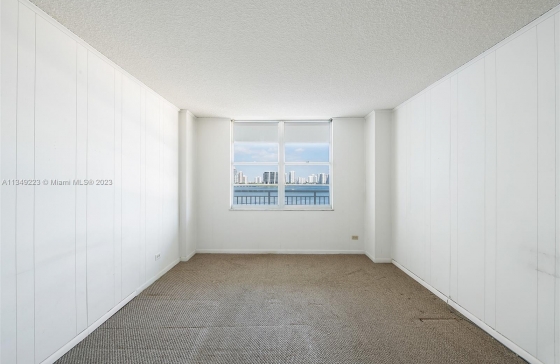 Winston Tower 500 Condo for Sale, 301 174th St, Apartment #515, Sunny ...