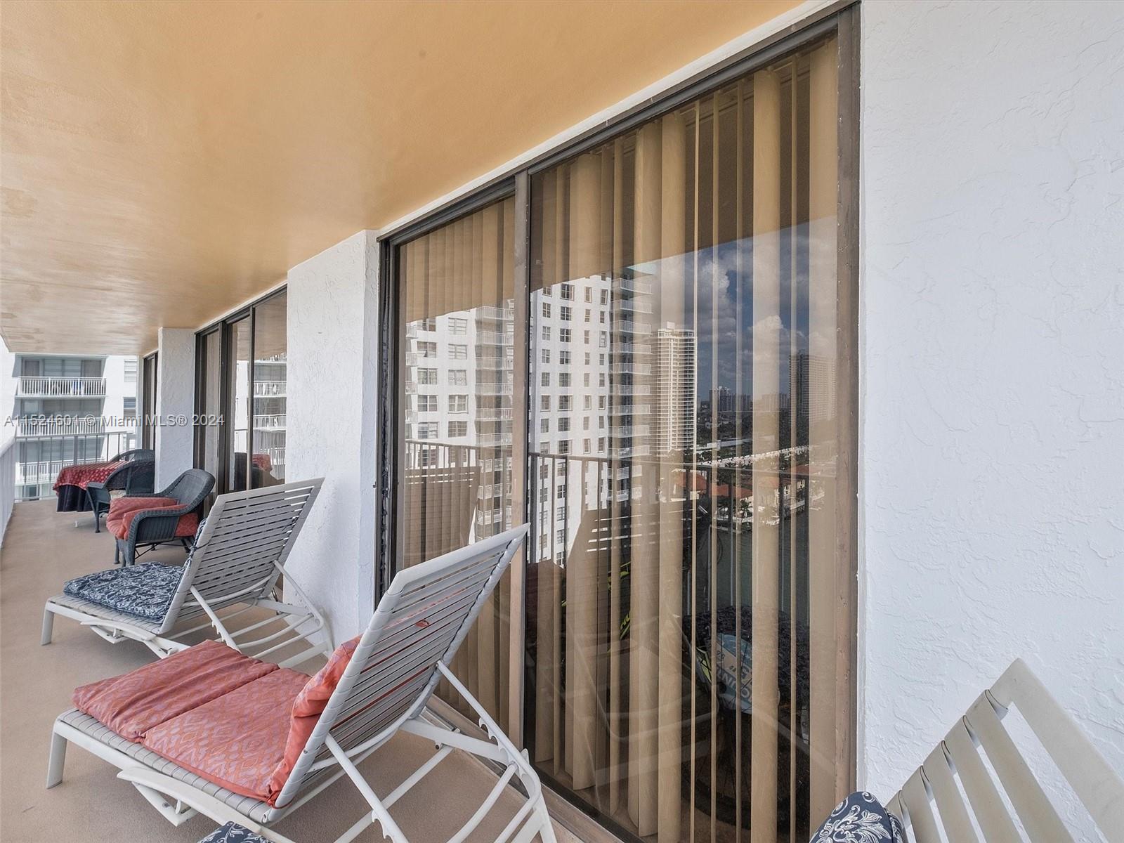 Winston Tower 700 Condo for Sale, 290 174th St, Apartment #1809, Sunny ...