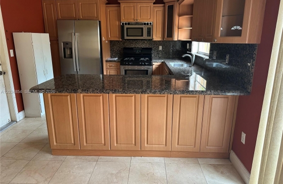 A12034854 - Doral Home for Sale - $575,000