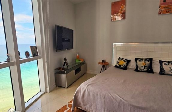Trump Tower II Condo for Rent, 15901 Collins Ave, Apartment #2104, Sunny Isles Beach, FL 33160 ...